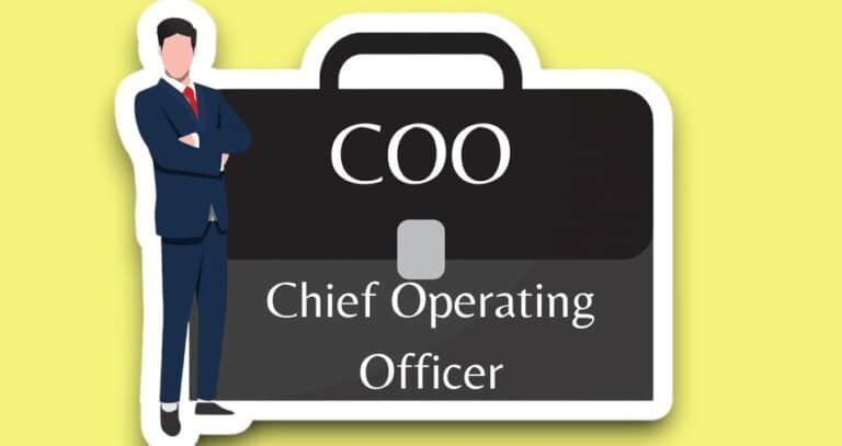 How to Become a COO (Chief Operating Officer) in 2025